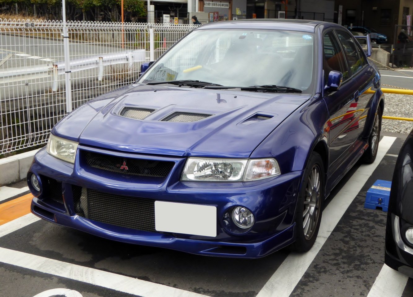 Mitsubishi Lancer Evolution technical specifications and fuel economy